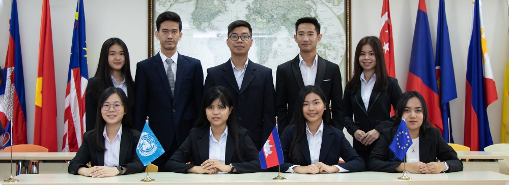 International Relations - Paragon International University